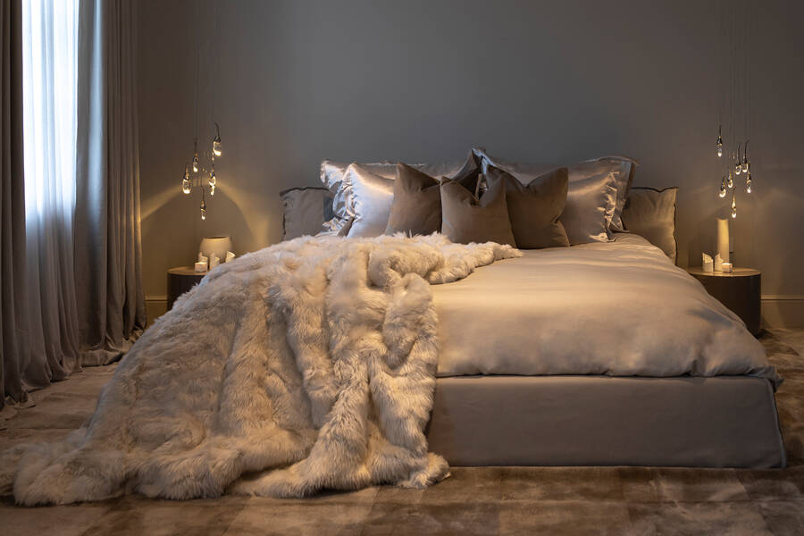 The Manor House - Bedrooms & Bathrooms | Janey Butler Studio